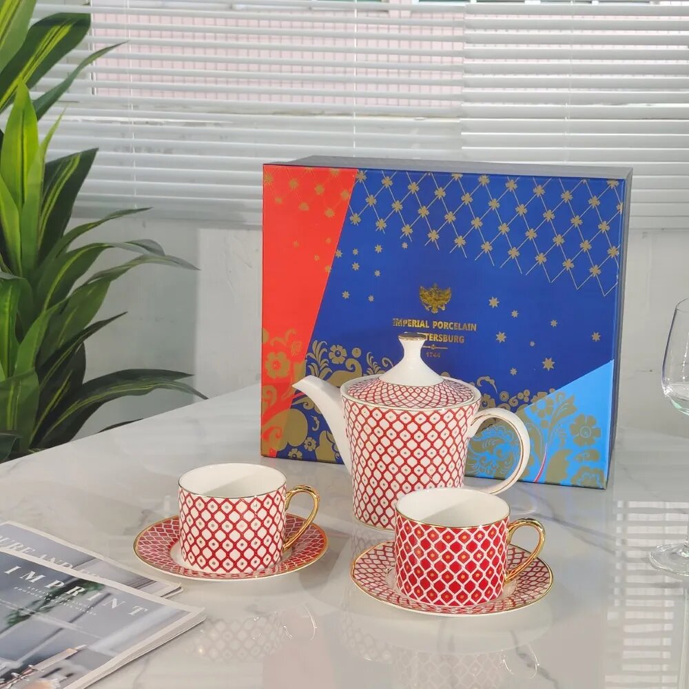 Чайный сервиз Imperial Porcelain Санкт-Петербург, костяной фарфор, чайник и 2 чашки по 200 мл с блюдцами