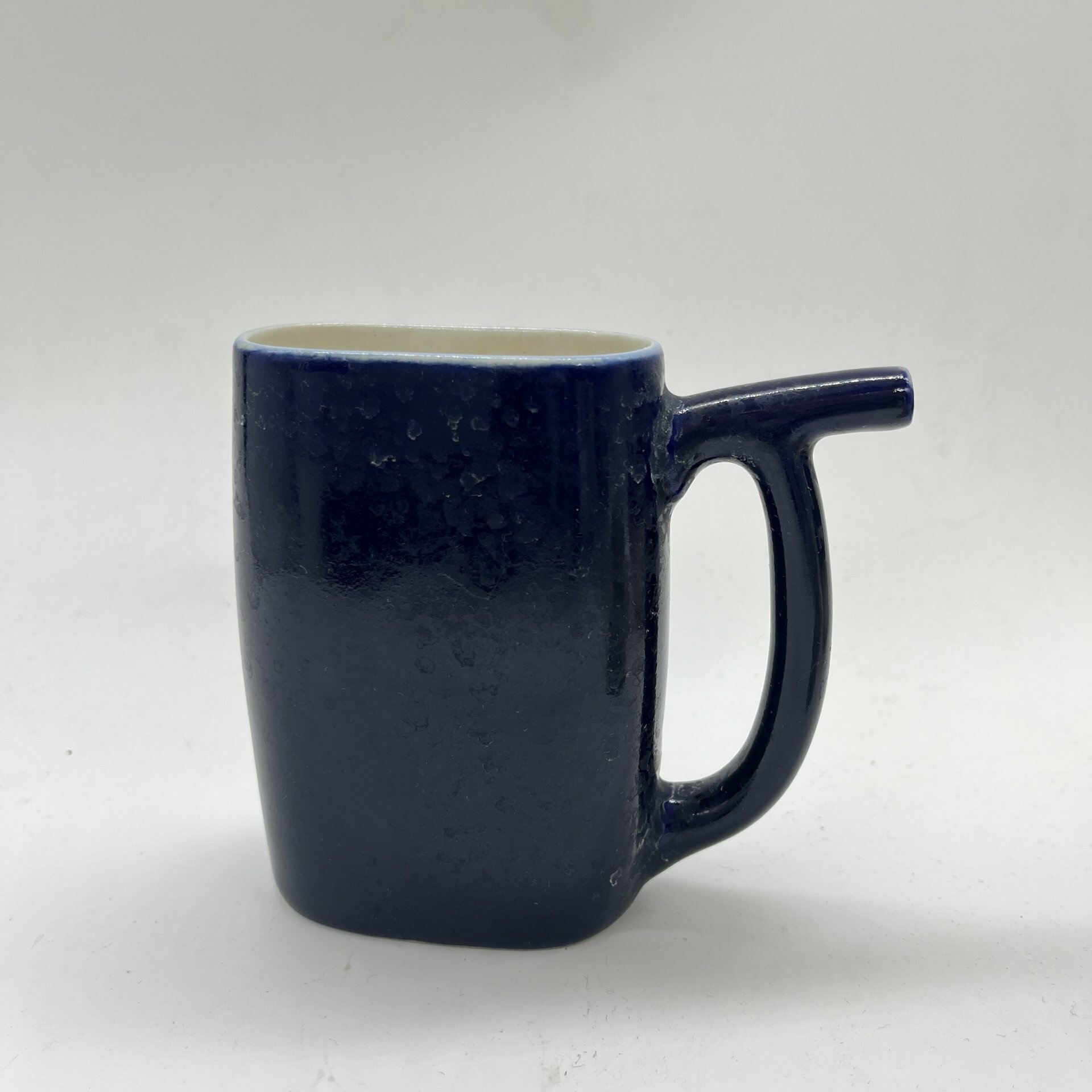 Поильник кобальтового оттенка, фарфор, кобальт, крытье