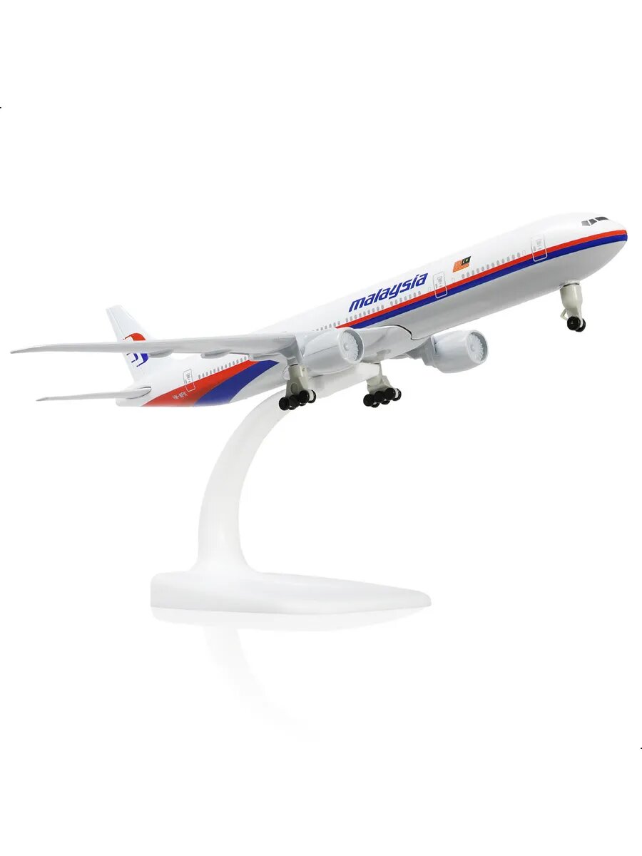 Коллекционная модель Boeing 777 Malaysia 1:300 дие-каст