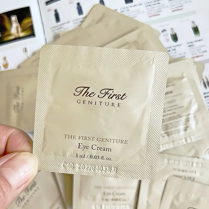 Питательный лифтинг крем для век (1мл х25шт) OHUI The First Geniture Eye Cream