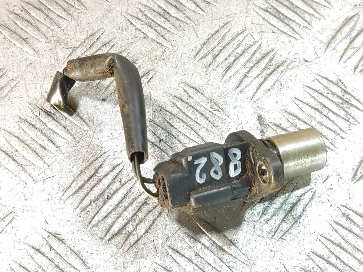 Датчик распредвала TOYOTA Avensis 1997-2003 9091905026