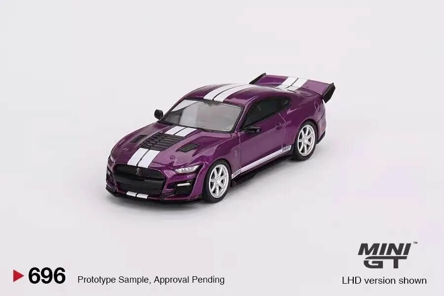 MINI GT 1:64 #696 FORD SHELBY GT500 Легковая модель автомобиля