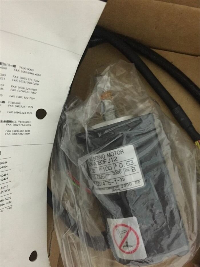Модуль YASKAWA AC SERVO MOTOR SGM-01A3T012