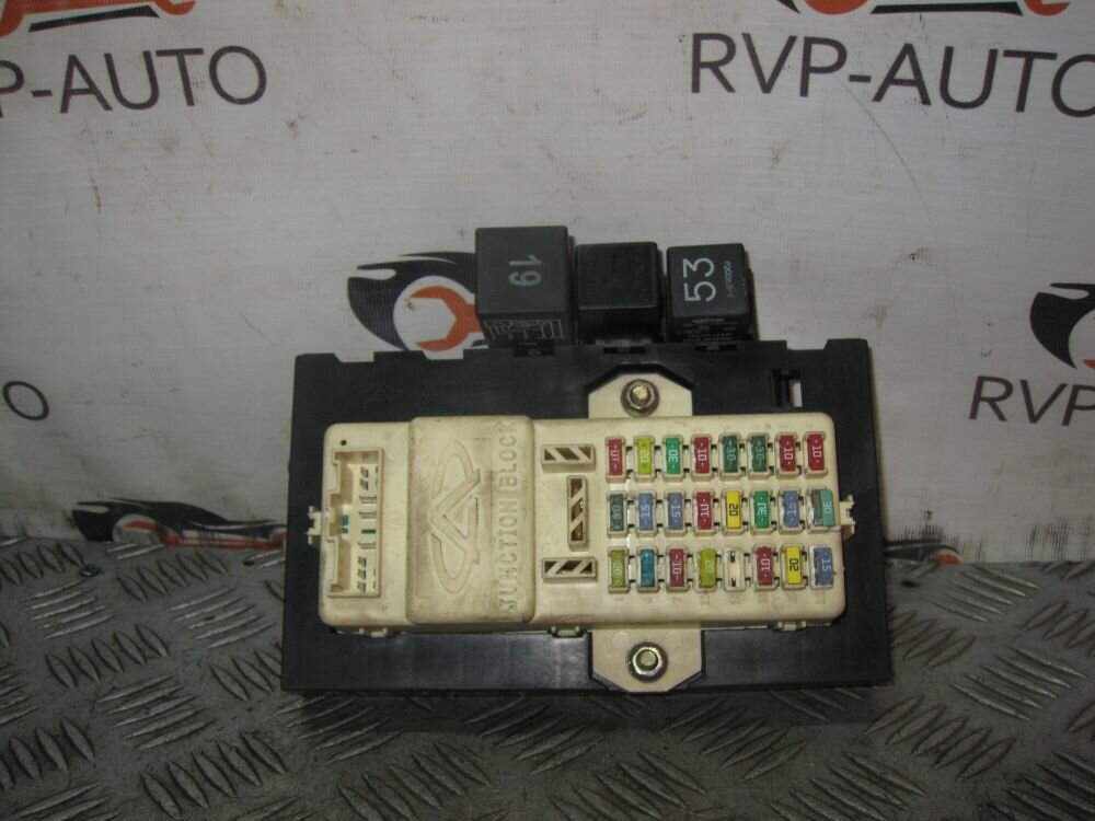 Блок предохранителей Chery Amulet A15 2006-2012 A113723010BA