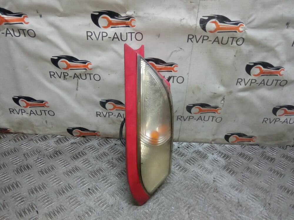 Фонарь задний левый в бампер Hafei Brio 2002-2010 AB37130010