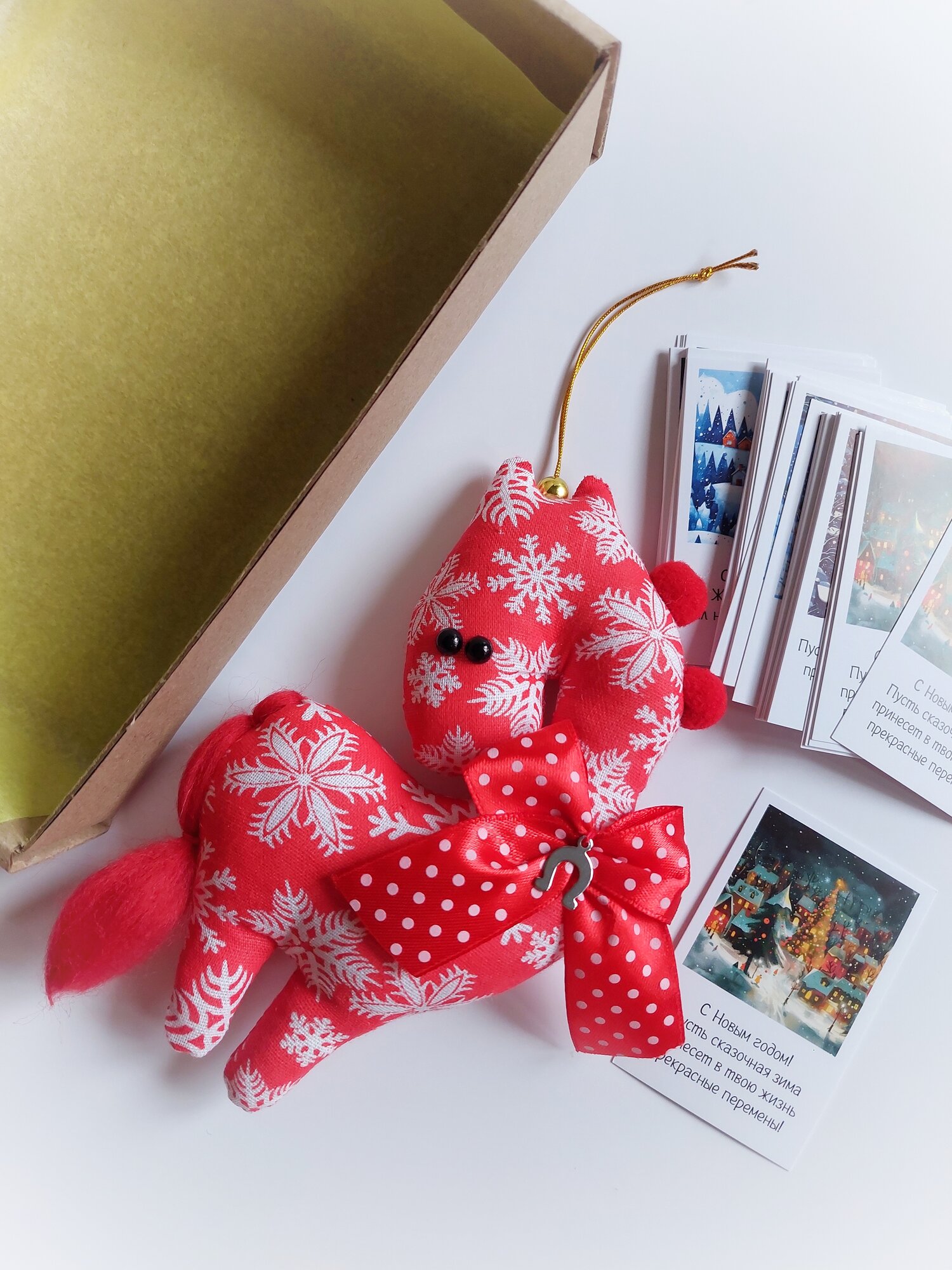 "Лошадка-сувенир символ 2026", новогодний подарок игрушка на ёлку