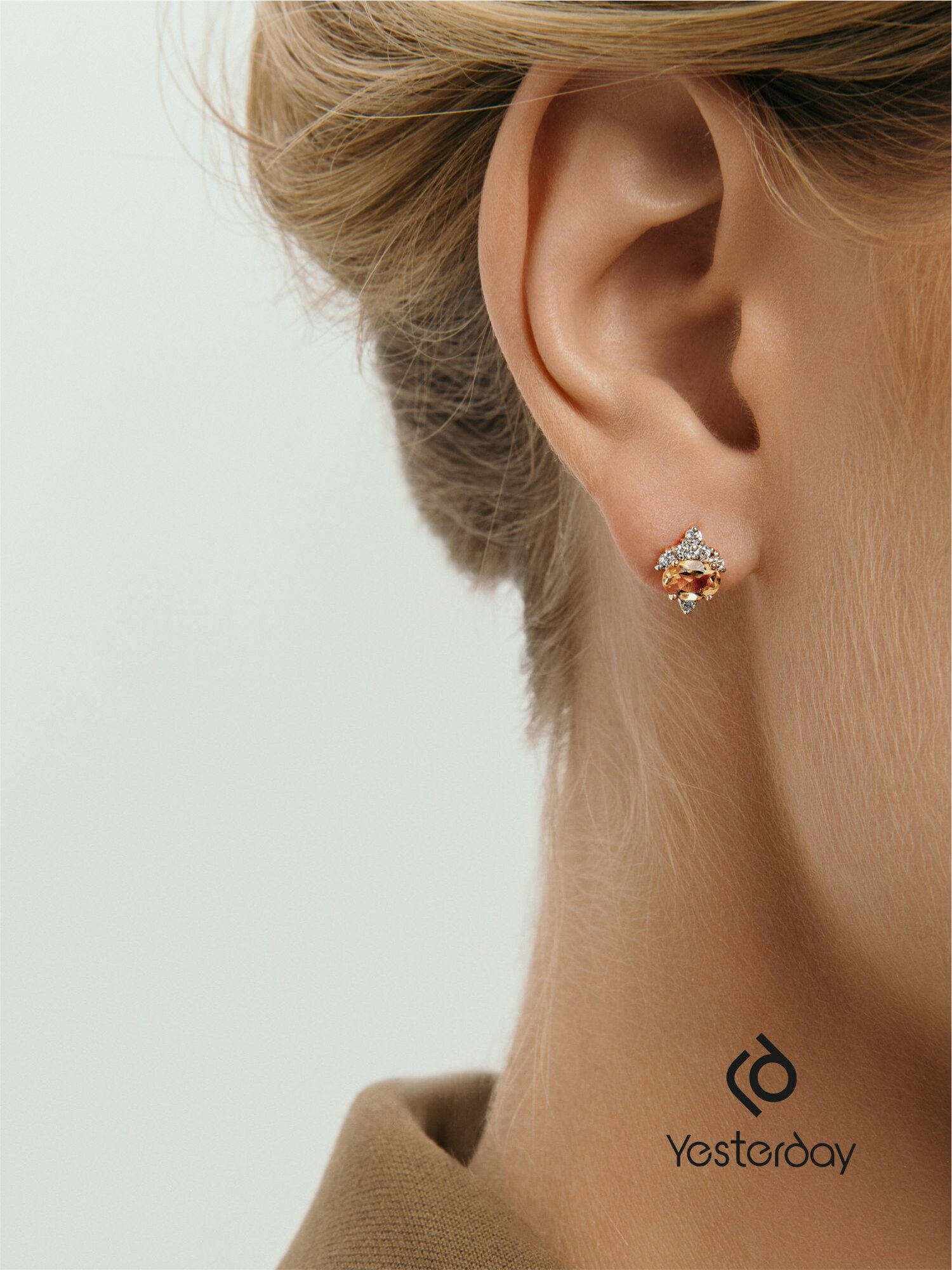 Серьги пусеты, красное золото, 585 проба, цитрин, фианит