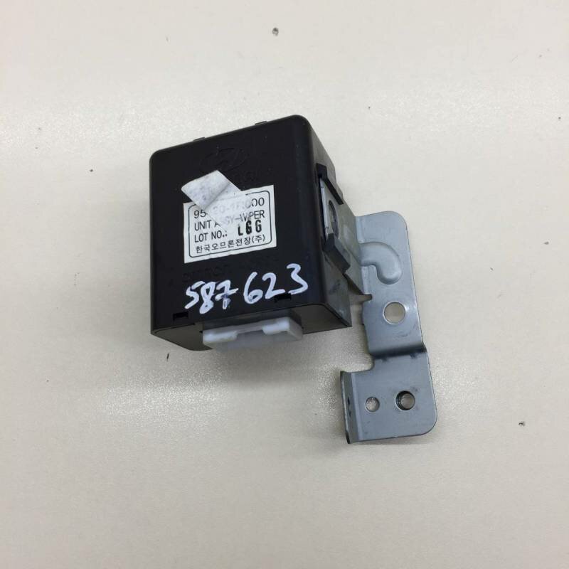 Реле стеклоочистителей Hyundai Solaris RB 2010-2017