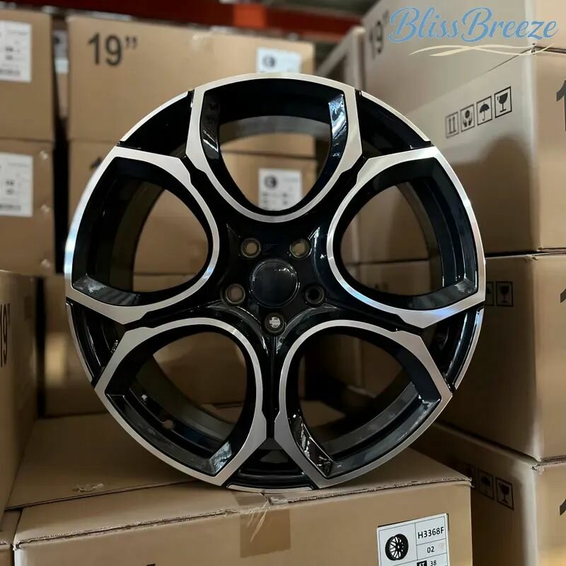 FADI H3439F Колесный диск Штампованный 18x8" PCD5х112 ET40 D57.1
