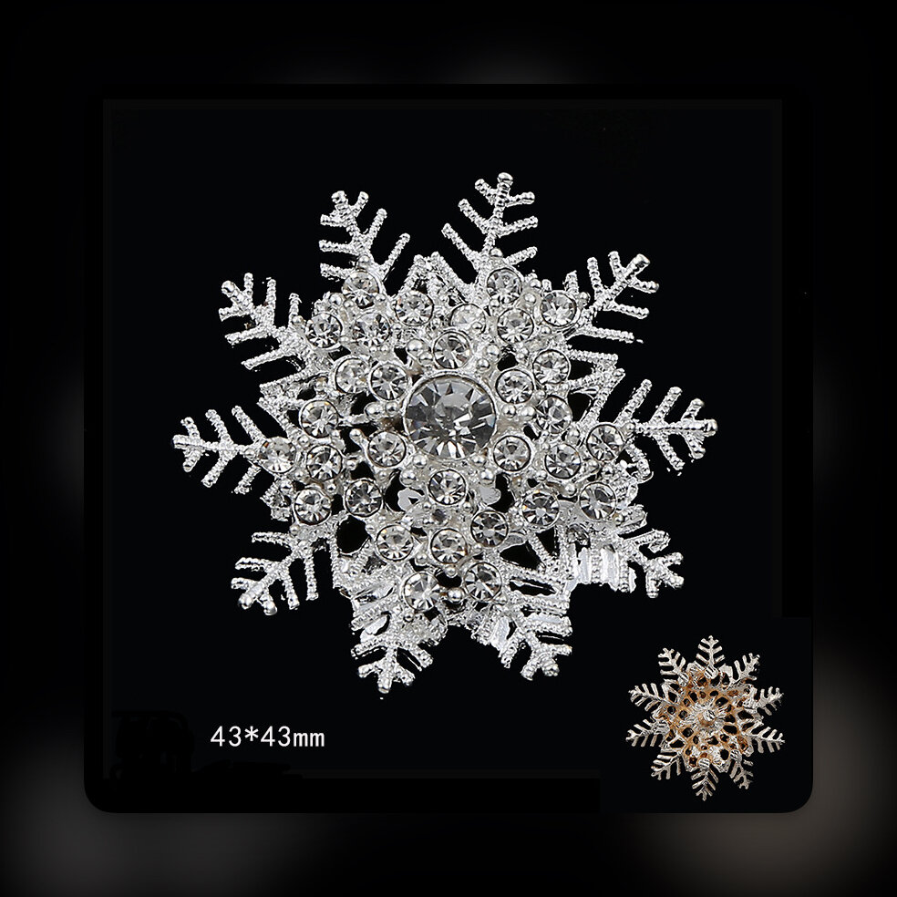 Брошь, стразы