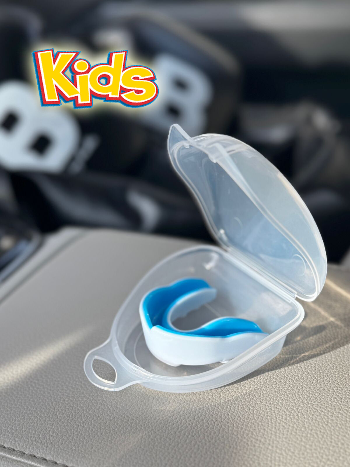 Боксерская капа бело-голубая