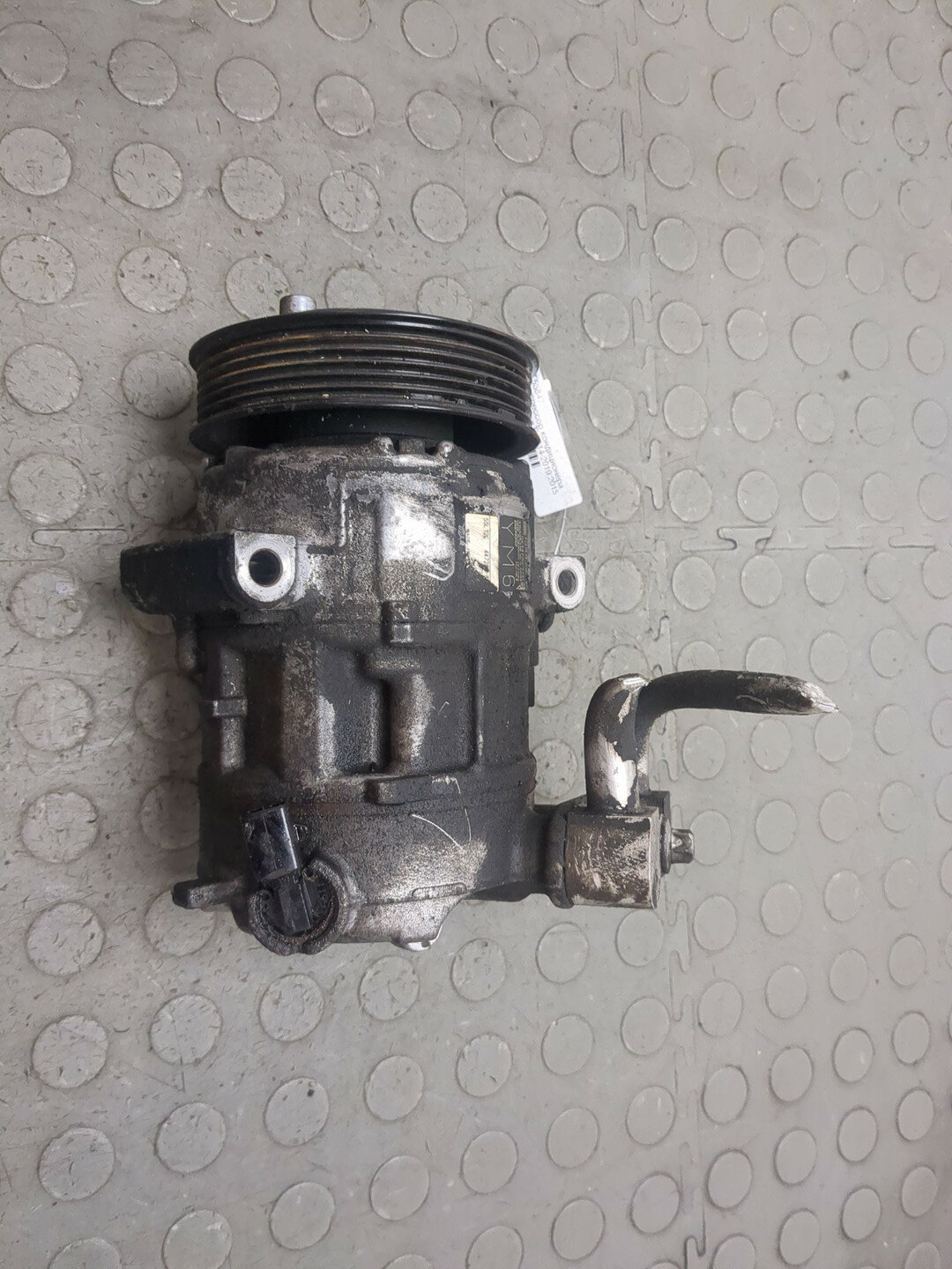 Компрессор кондиционера Opel Corsa E Б/У