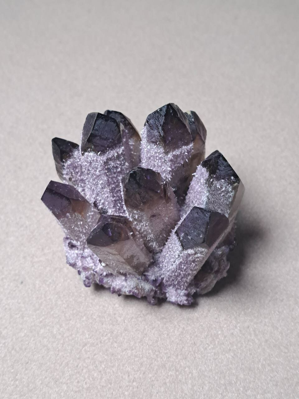 Друза аметист, натуральный камень, амулет, талисман, оберег, декор для дома, 228 гр