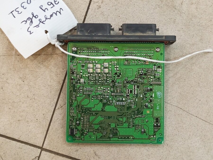 Блок управления двигателем от Mazda 3 bk 2003-2009