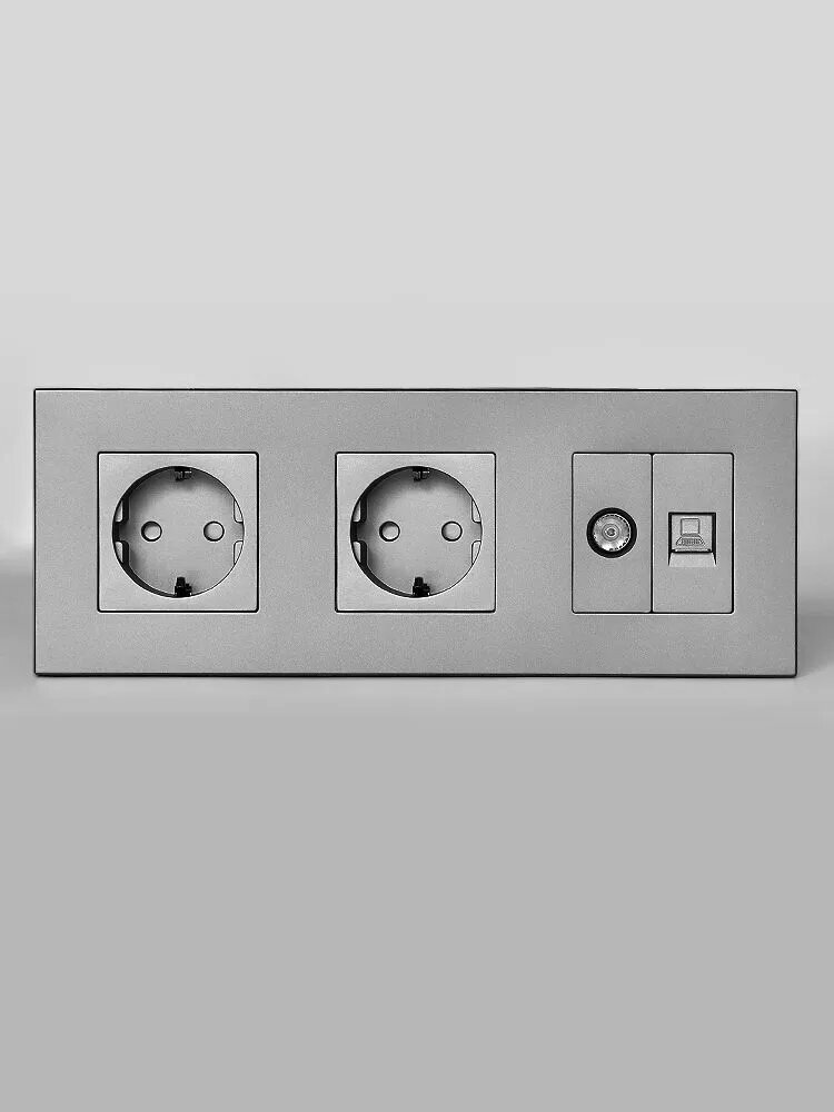 Розетка тройная с заземлением для тв и интернета, серый рамка пластик