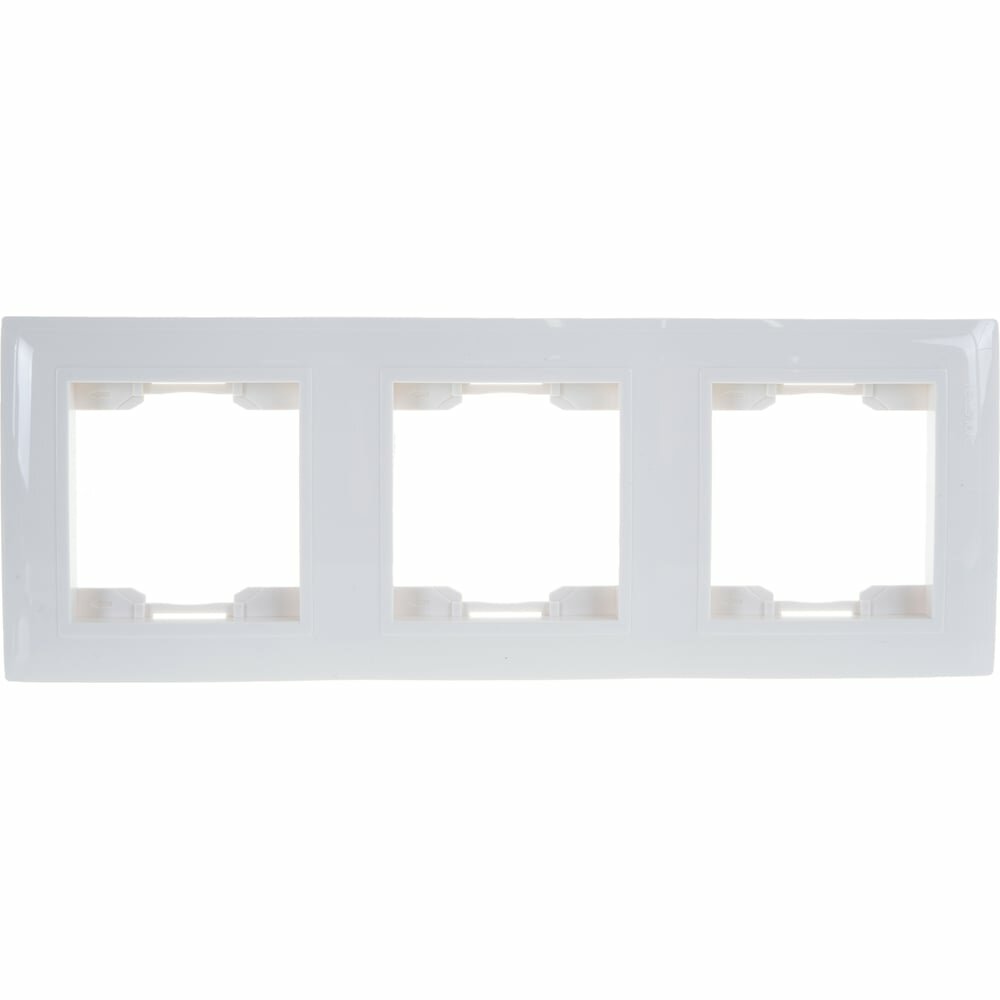 Вертикальная трехместная рамка Volsten V01-21-A32-M Violet