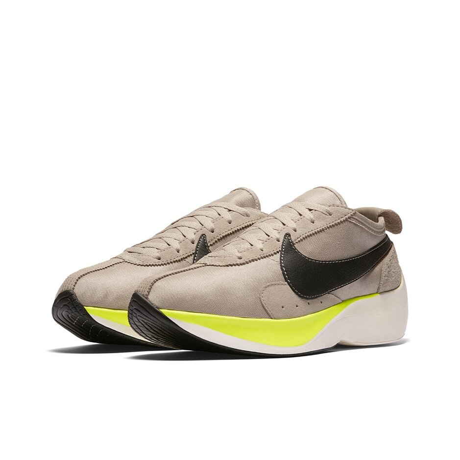 Кроссовки NIKE Moon Racer, размер EU 44 стопа (28CM), beige — фото 1