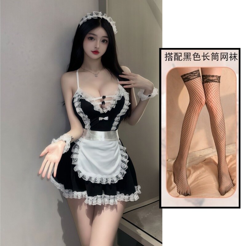 Милая и игривая форма горничной, соблазнительный наряд горничной, милый кружевной комплект нижнего белья для ролевых игр. Черно-белое + черные чулки в сеточку.