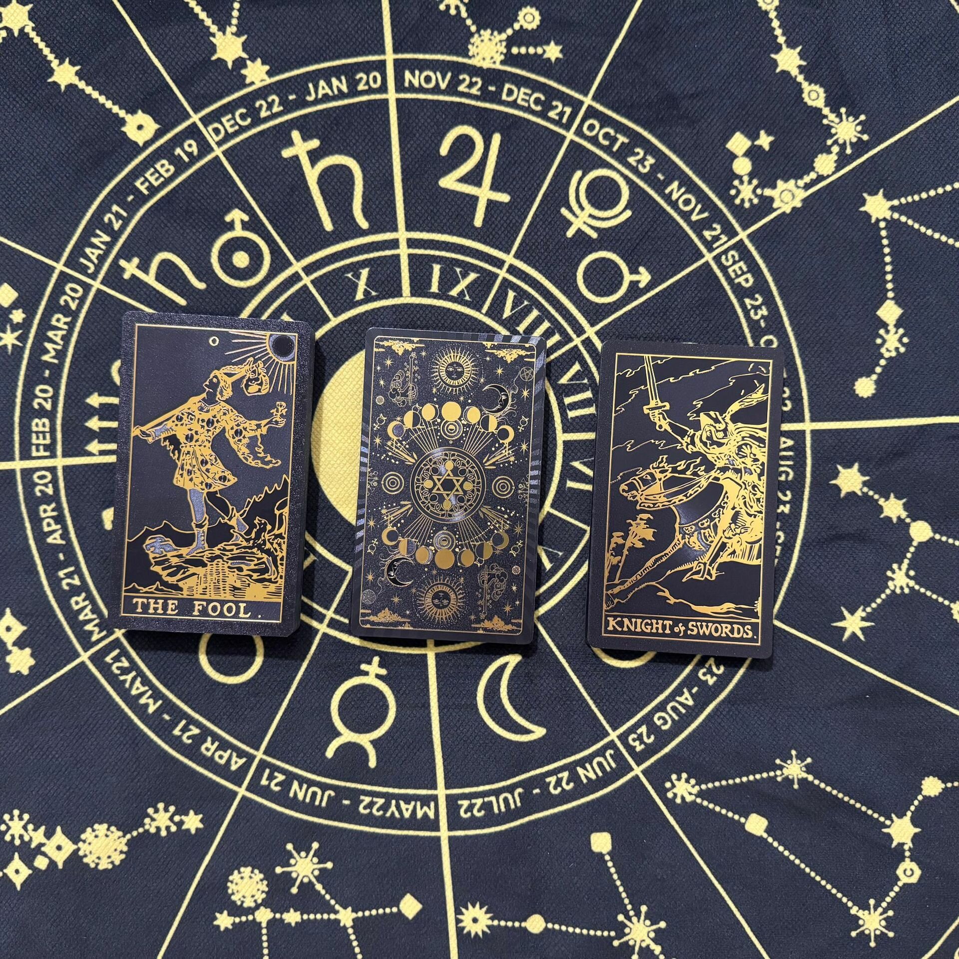 Лазерные звездные карты таро для начинающих, полный набор карт, материал PET, новые карты таро с золотым фолом