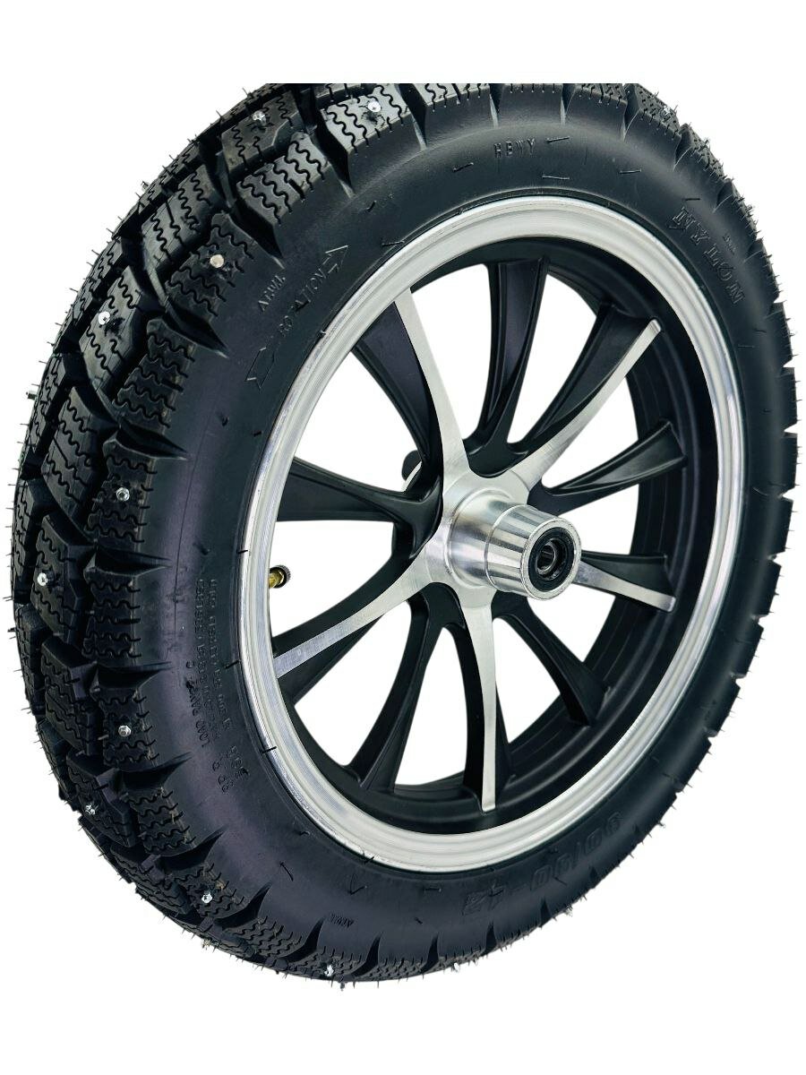 Переднее колесо электроскутера U2 / U2 PRO / U5 в сборе с зимней шипованной резиной 12 мото размер (16 вело размер)