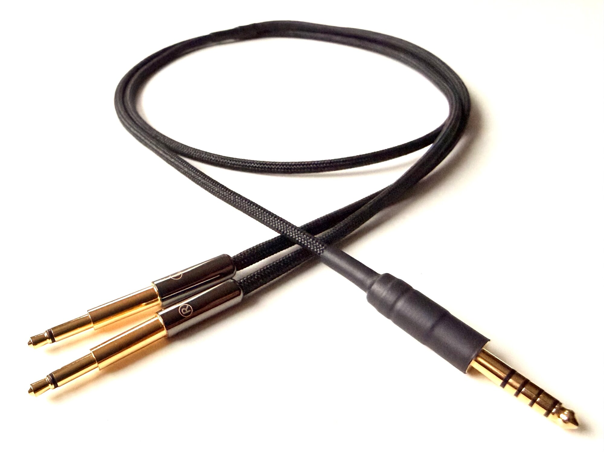 Кабель балансный авторский 2м для наушников Meze 99 Classics Neo Noir с позолоченным Jack 4,4mm Pentacon