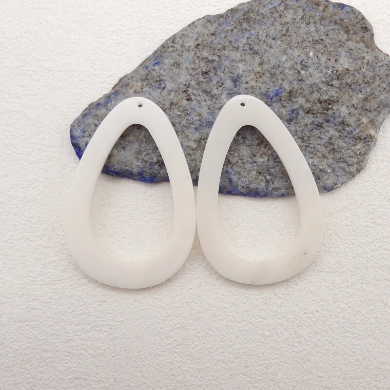 Серьги из белого нефрита B&F