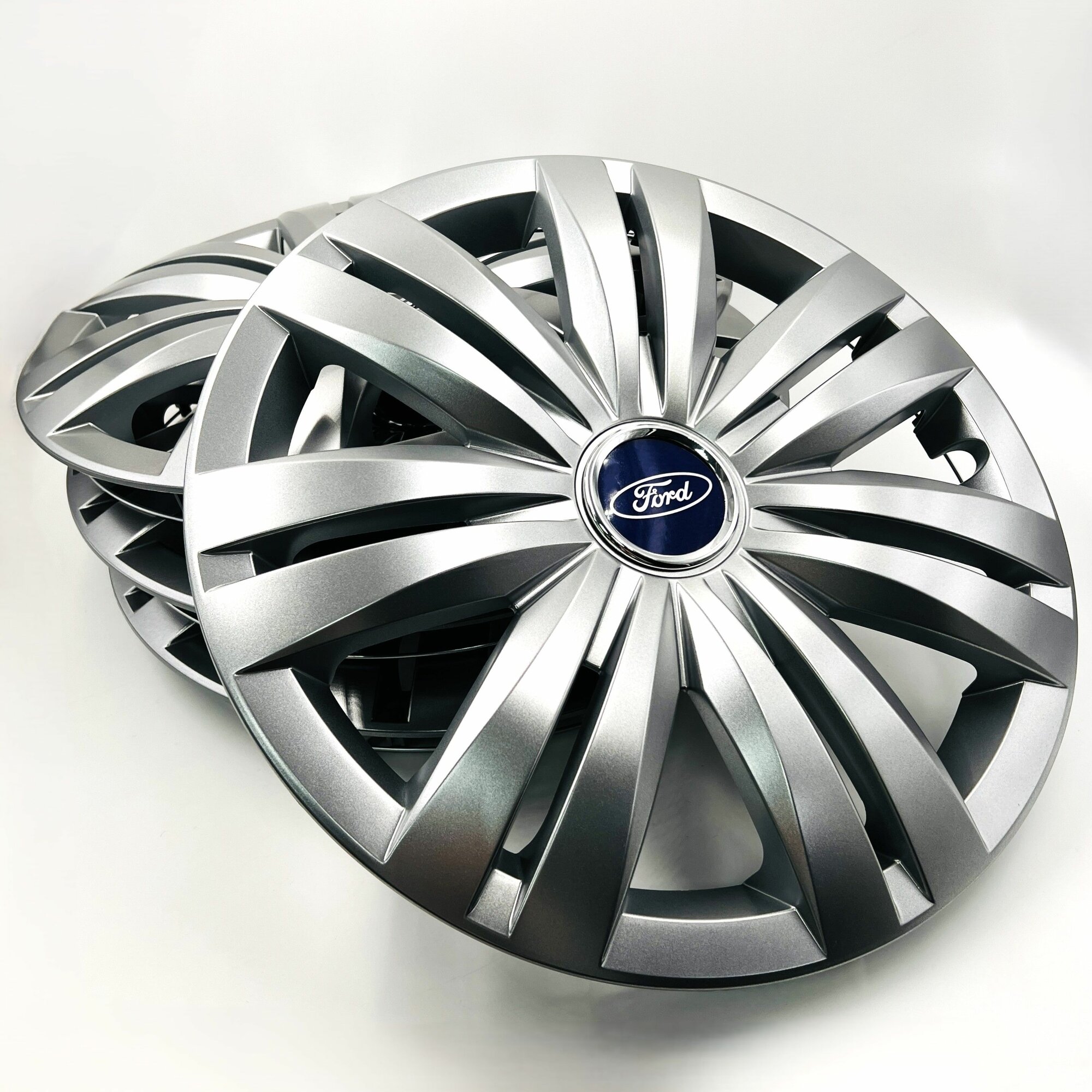 Колпаки на колеса гибкие на Ford с эмблемой R17 4 шт