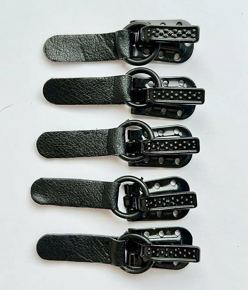 Набор шубных крючков черного цвета 5 шт/уп