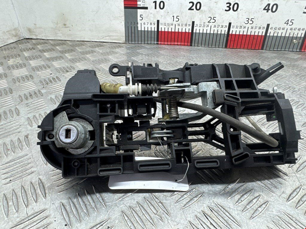 Кронштейн (держатель) ручки двери BMW 5-Series (F07/F10/F11/F18) 51217265084 арт. 2272854