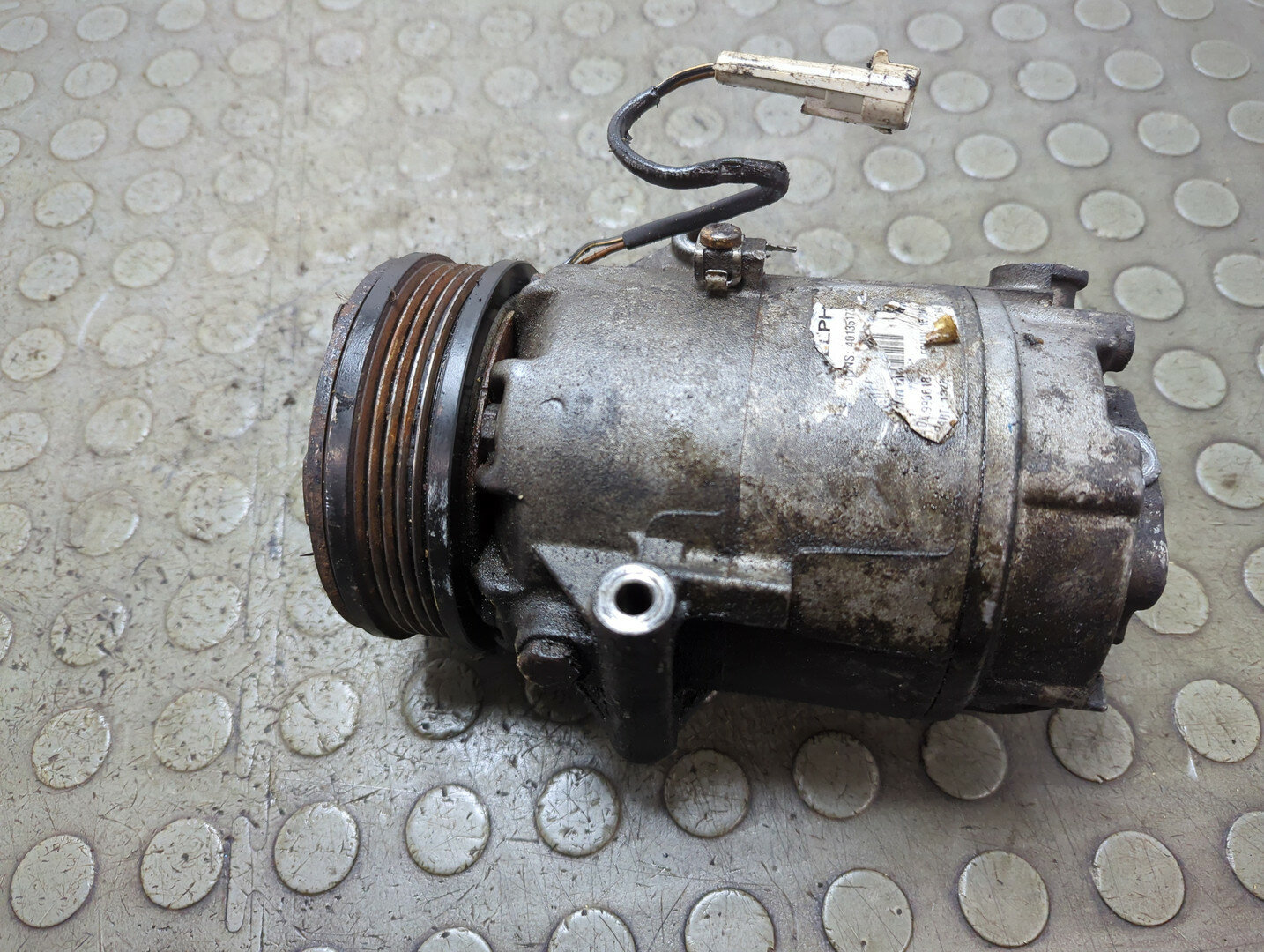 Компрессор кондиционера Opel Astra H Б/У