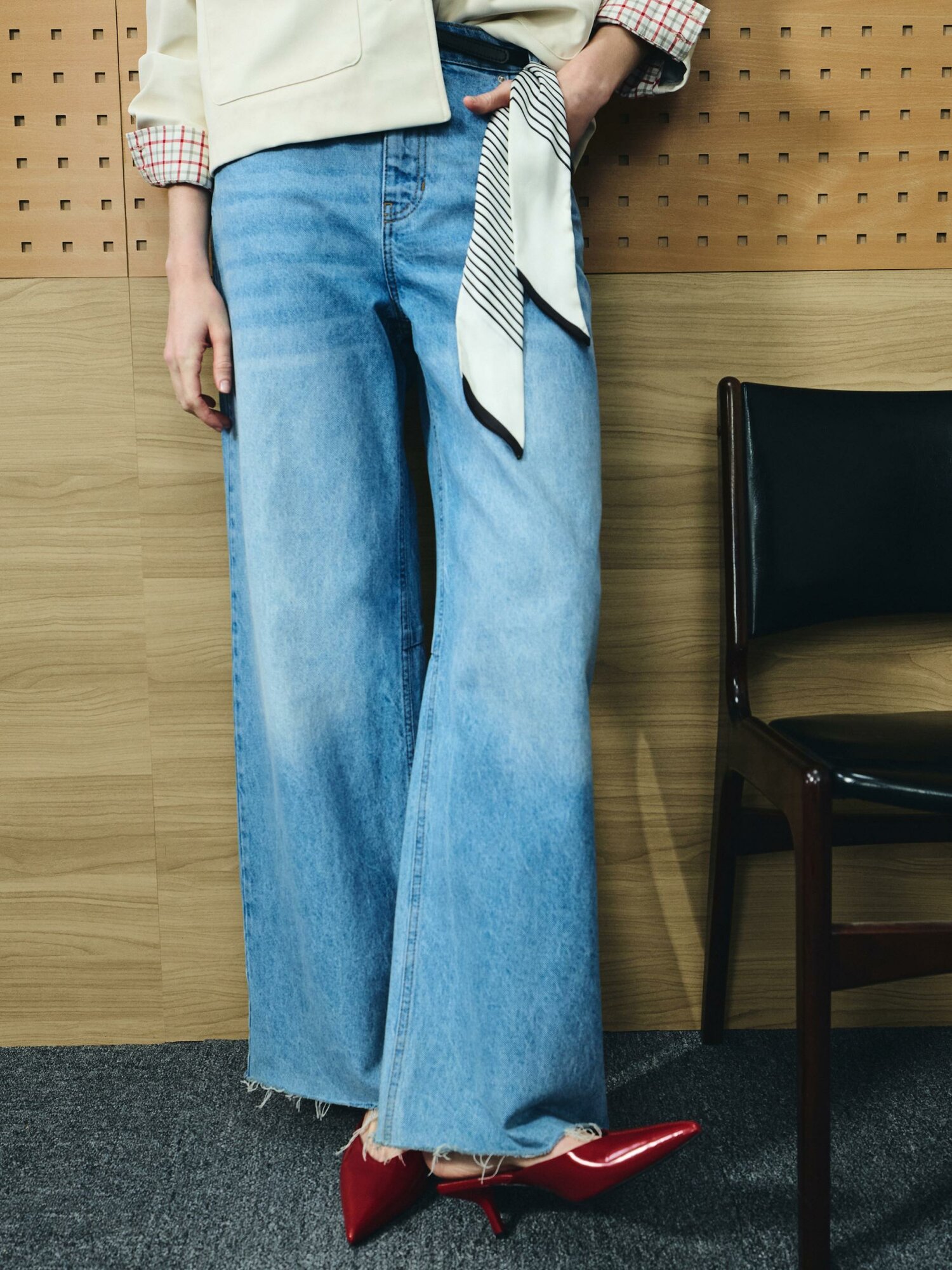 Джинсы широкие 