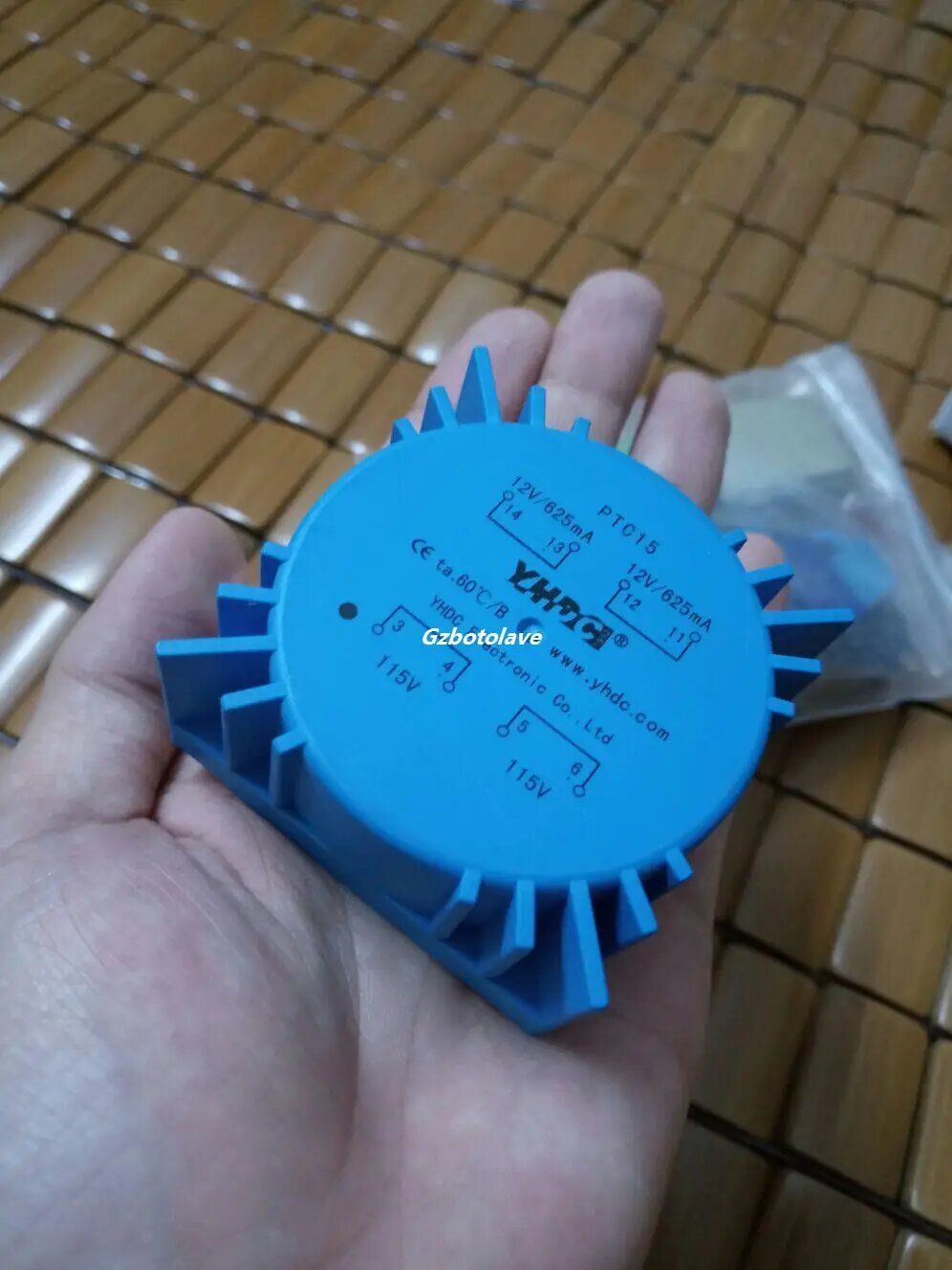 Трансформатор тороидальный GZbotolave 15ВА, 12V, double