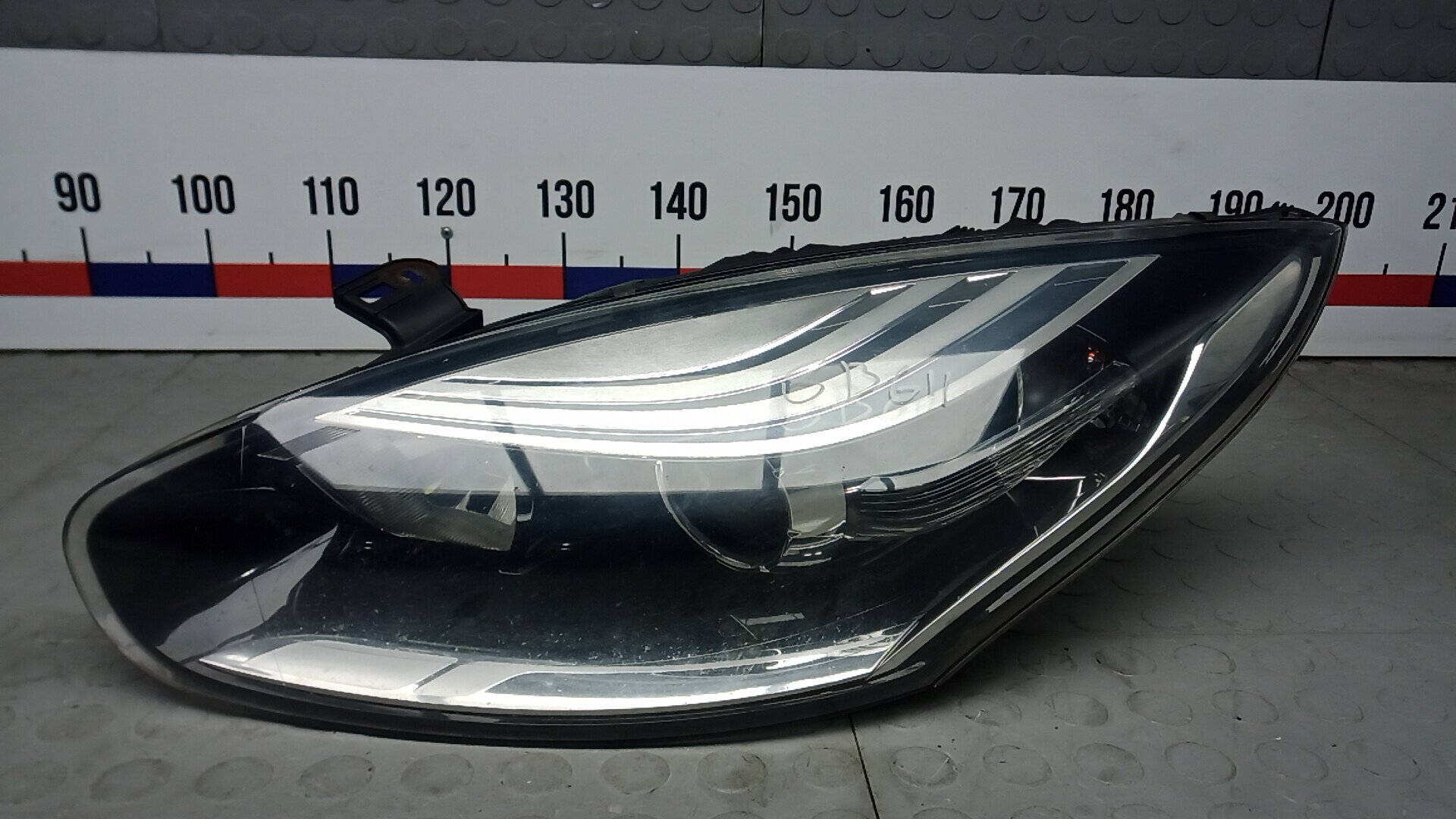 Фара левая RENAULT MEGANE 3