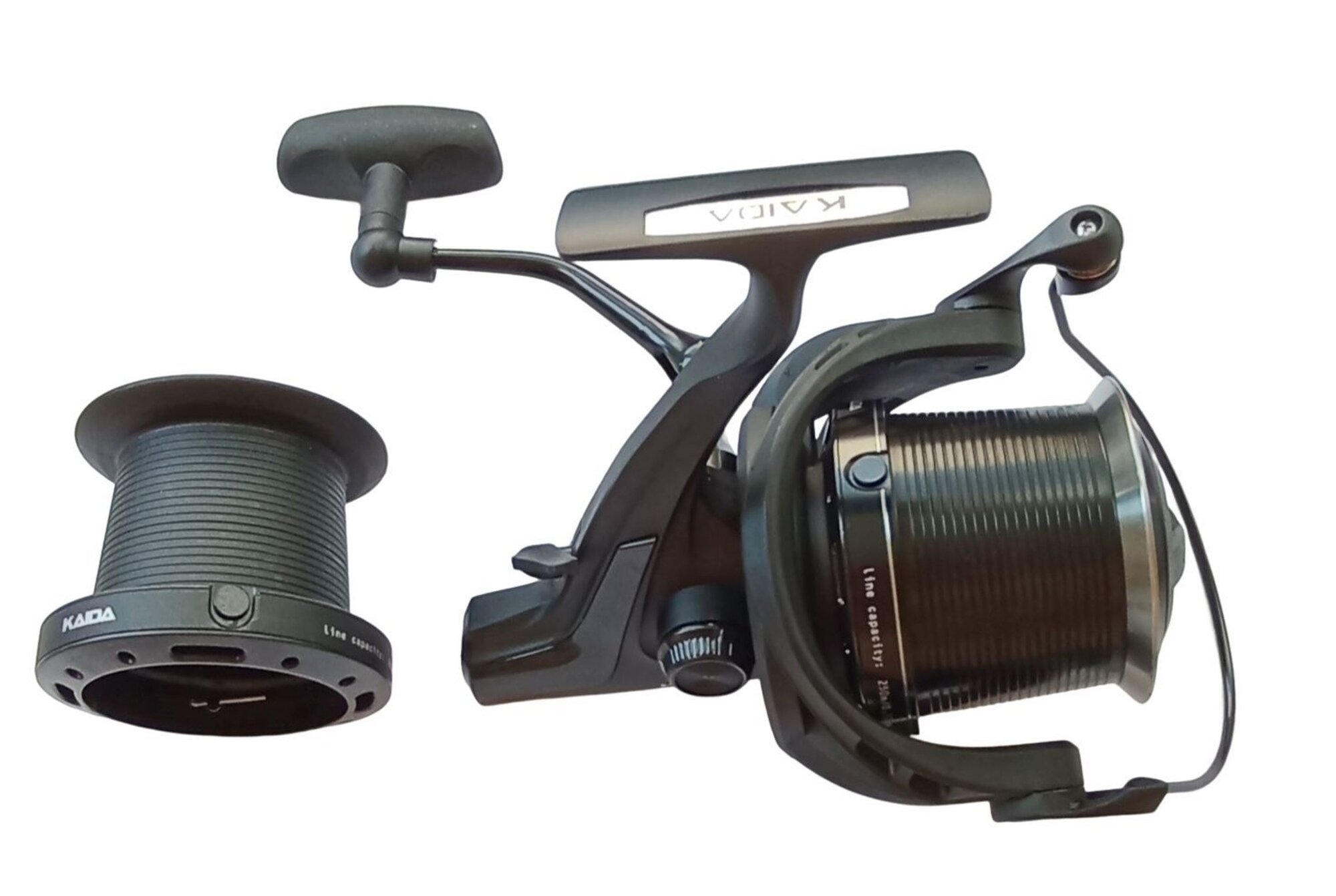 Рыболовная катушка Kaida ADN, безынерционная, карповая, лесоёмкость 0.3 мм