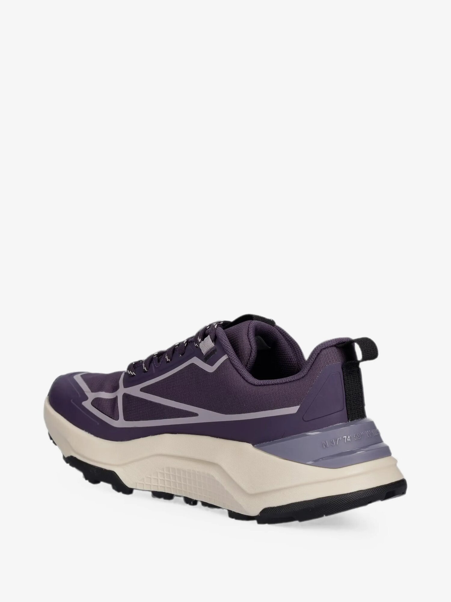 Туфли The North Face Fastpack waterproof shoes, размер 7.5 US, purple — фото 1