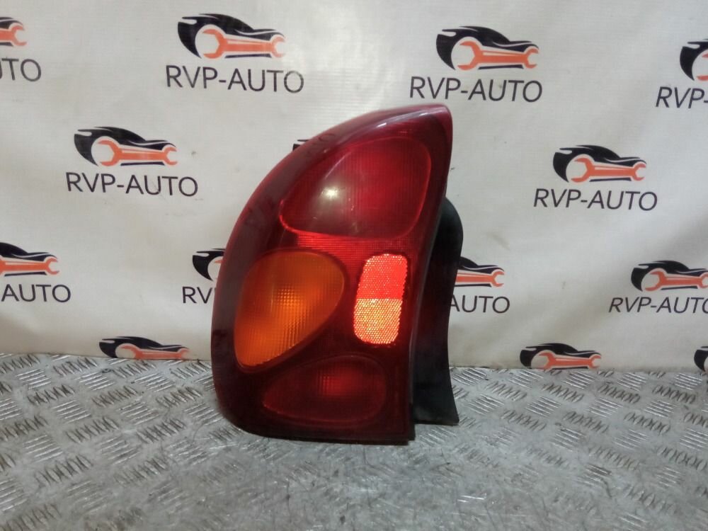 Фонарь задний левый Chevrolet Lanos 2004-2010 96287328