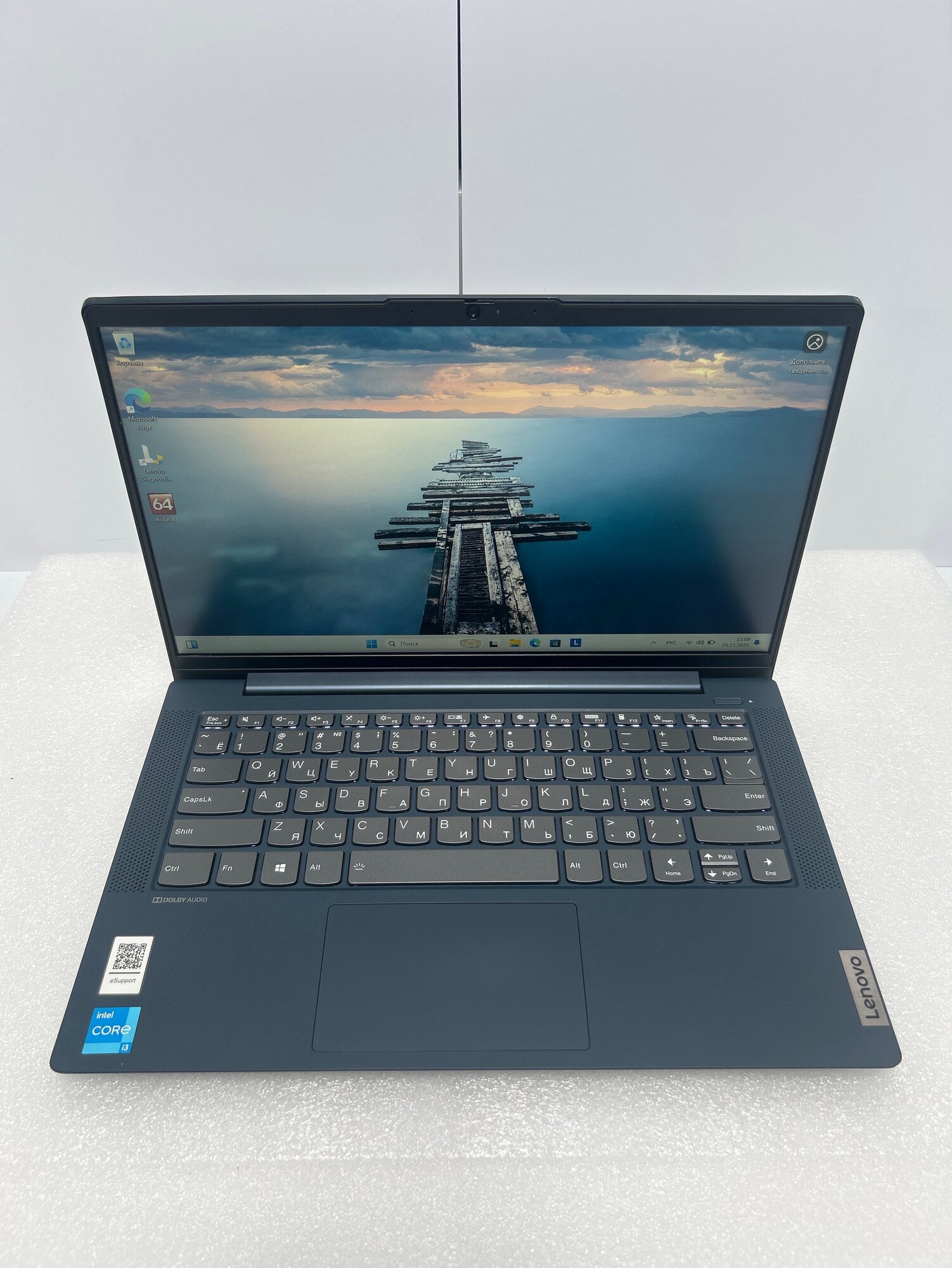 Ноутбук Lenovo IdeaPad 5 Gen 5 (82FE00Q0RU) 14"/Intel Core i3-1115G4/RAM 8GB/SSD 256GB/Intel UHD Graphics/1920*1080/IPS/Windows 11/Подсветка кл-ры: LED/Синий. Состояние: Уценка/дефект и сколы на корпусе