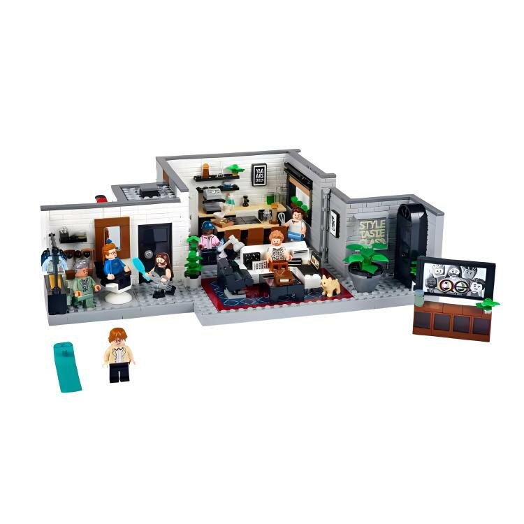 Конструктор унисекс LEGO Architecture 10291 Powerman Saves The Day, 1000 деталей, для 5 человек