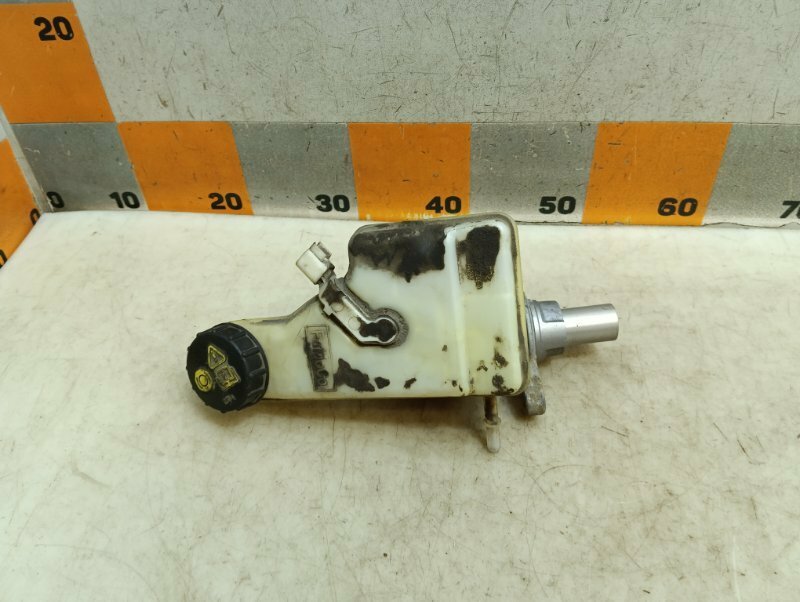 Б/У Цилиндр тормозной главный Ford Focus 2012 3, BK 461947 FORD арт. 2372573, 2025968