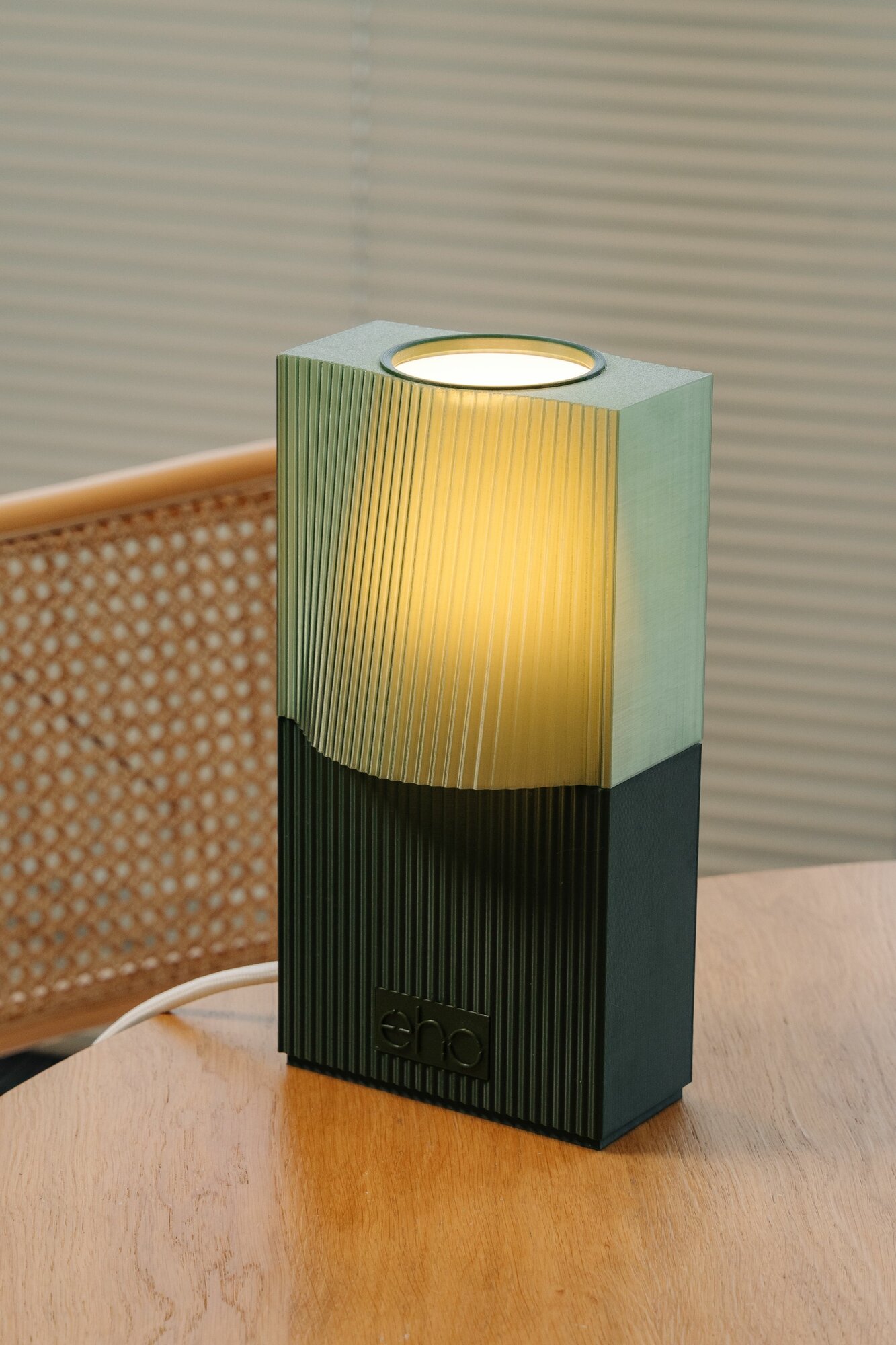 Интерьерный светильник ночник настольный Vertex геометричный