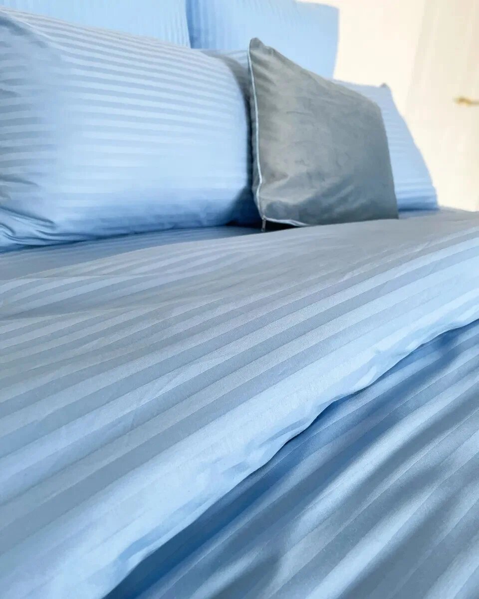 Простыня на резинке Страйп-сатин 100 % Хлопок 160х200 Голубой