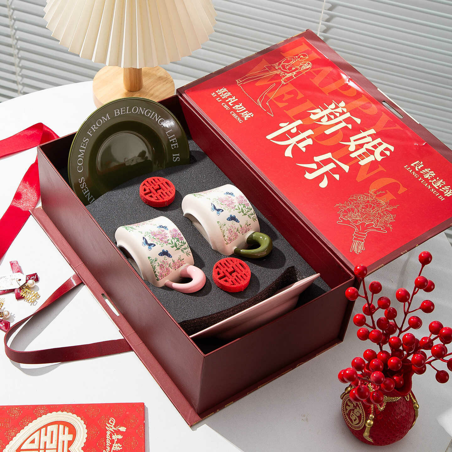 Винтажный керамический набор кофейной чашки и блюдца, идеально подходящий в качестве подарка на свадьбу, помолвку, новоселье или день рождения для мужчин и женщин.