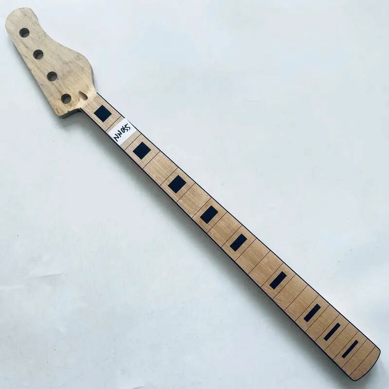 NN055 Правая рука 4-струнная электрическая бас-гитара грифа кленового дерева 20 ладов Поверхностные повреждения и грязь