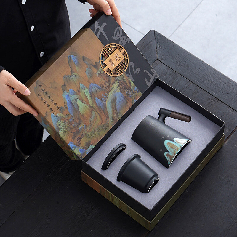 Набор для бизнеса компании: подарок, блокнот "Тысяча миль рек и гор", офисная керамическая чашка для чая, сувенир для клиентов