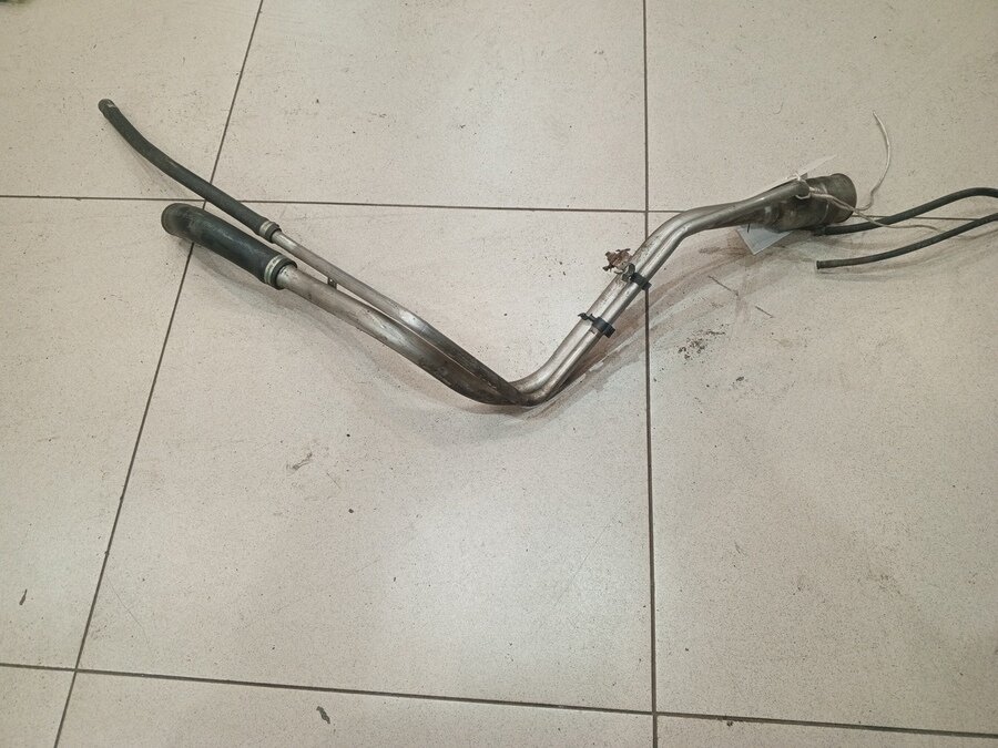 Горловина топливного бака от Ford Focus 2 2008-2011