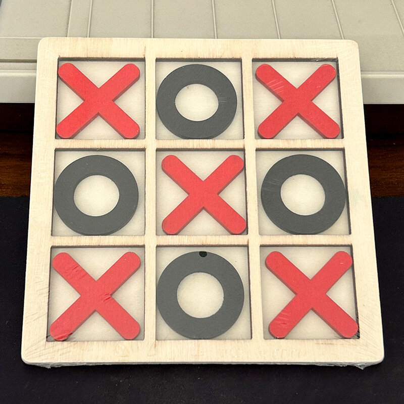 Набор крестики-нолики с красными и черными фишками - обучающая деревянная доска с 9 фишками, компактный размер для