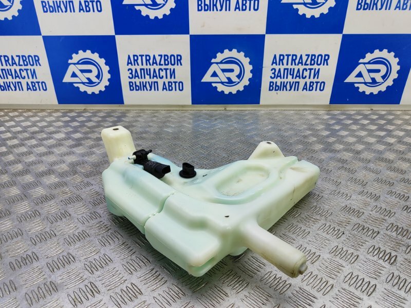 Б/У Бачок омывателя лобового стекла Audi Q7 4LB / Ауди Ку7 4LB 3.0 CJT 272 Л.С 2010