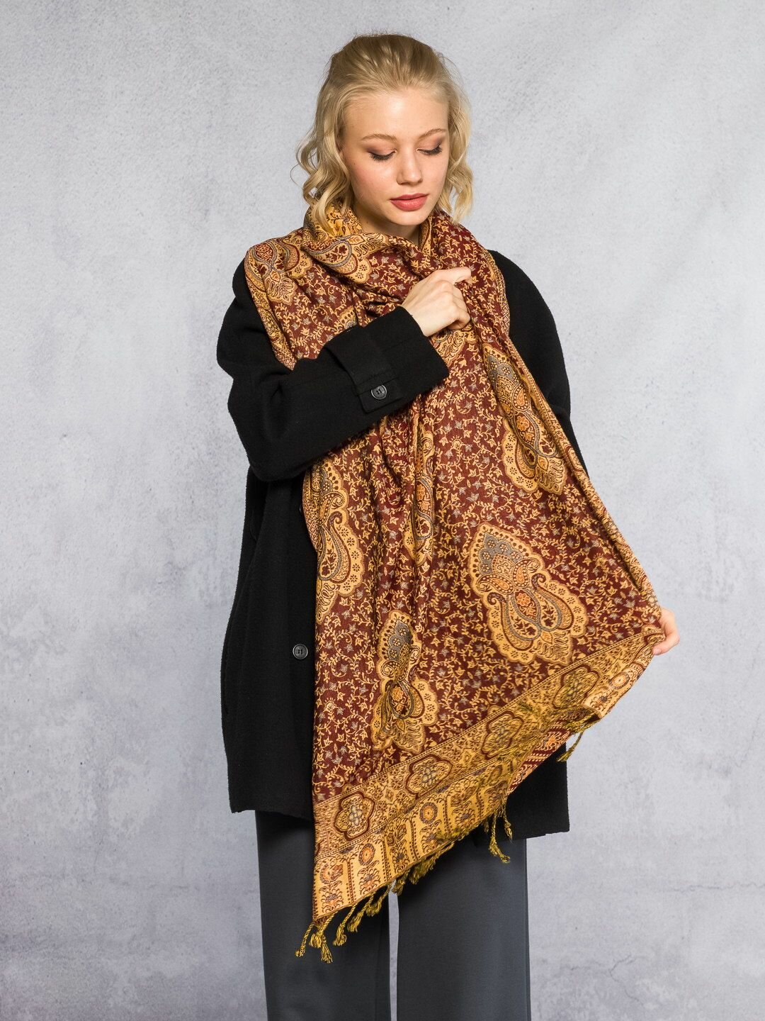 Палантин для женщин