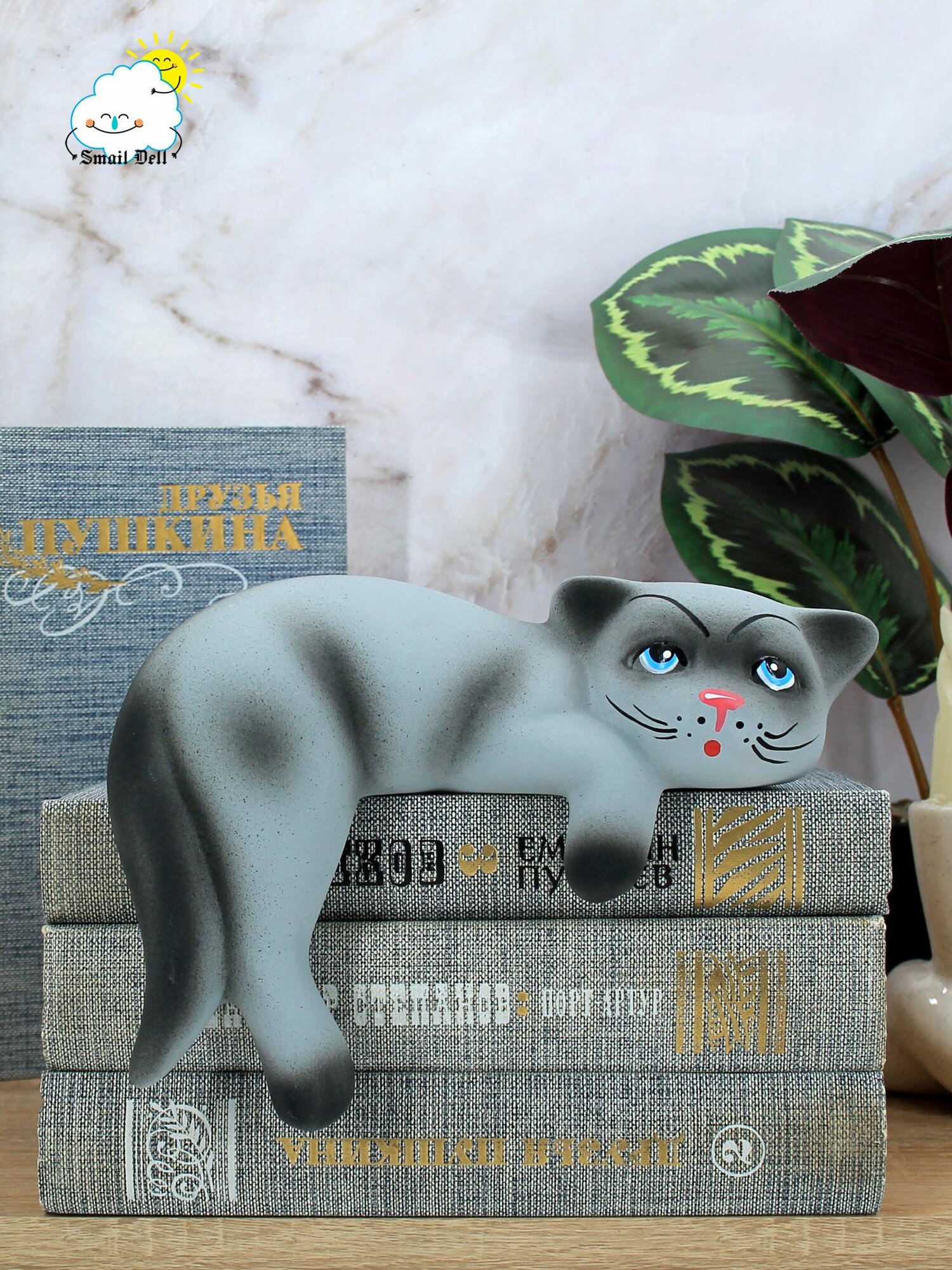 Статуэтка , свисающая фигурка Кот Сеня ,18 см , керамика , серый цвет