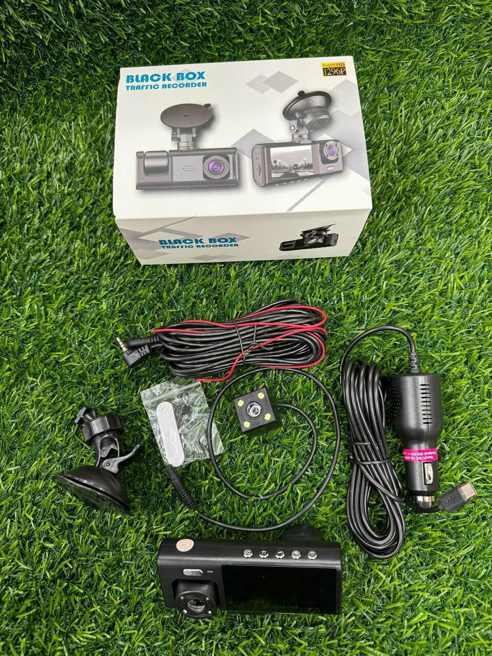 Видеорегистратор для автомобиля 3 в 1 с камерой заднего вида